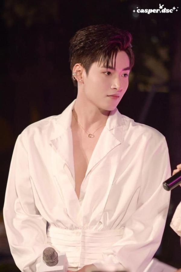 [DooGem] Một Đêm Cùng Ông Trùm - dụ dỗ trẻ em - NovelToon