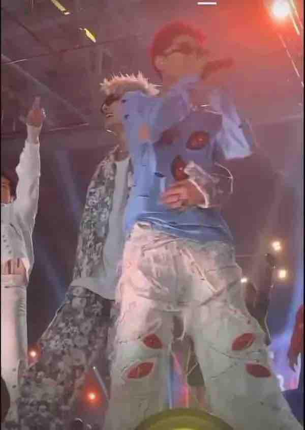 [ RhyCap ] Kiểm Soát Cảm Xúc - Chap 144 - NovelToon