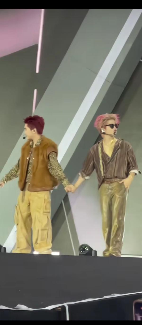 [RhyCap] (Fic Ngắn) Anh Và Em - Tải Tiểu Thuyết PDF - NovelToon